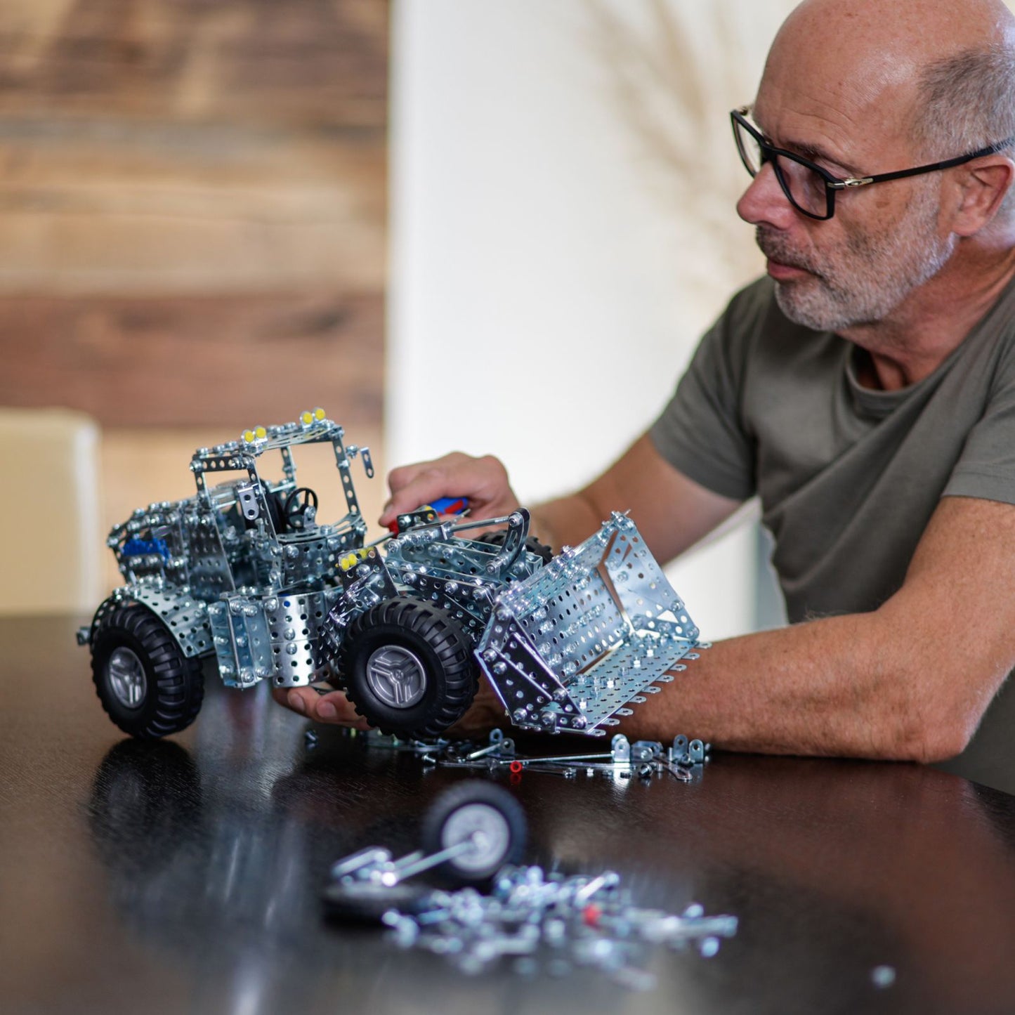 eitech Radlader | eitech® Metallbaukästen