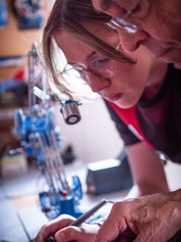 eitech crawler crane / construction crane made of 520 components ...